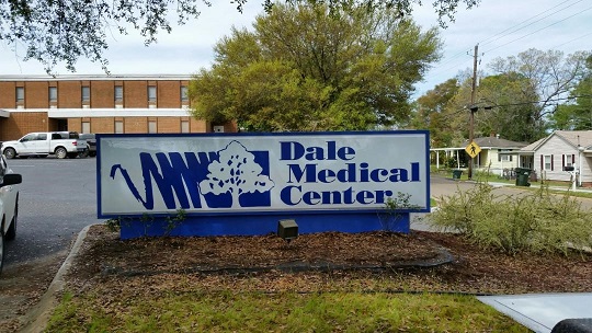 Auxillary Donates New Hospital Signage